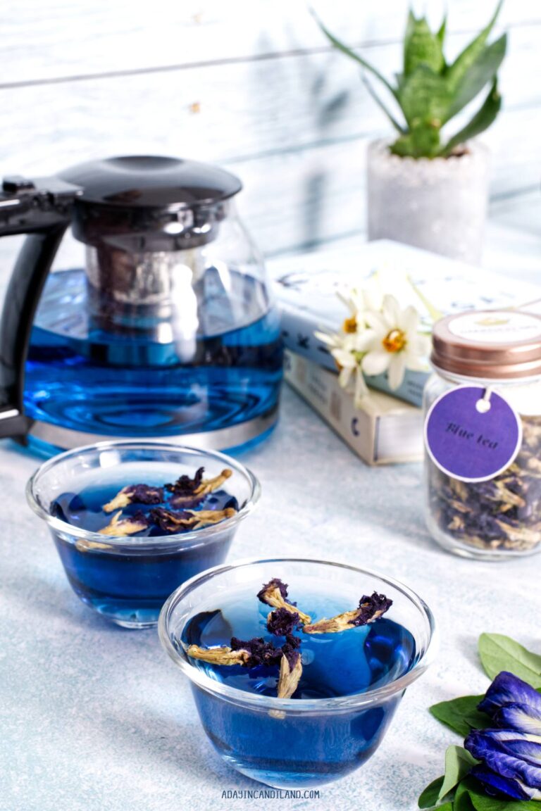 The Magic of Color Changing Tea - A Day In Candiland