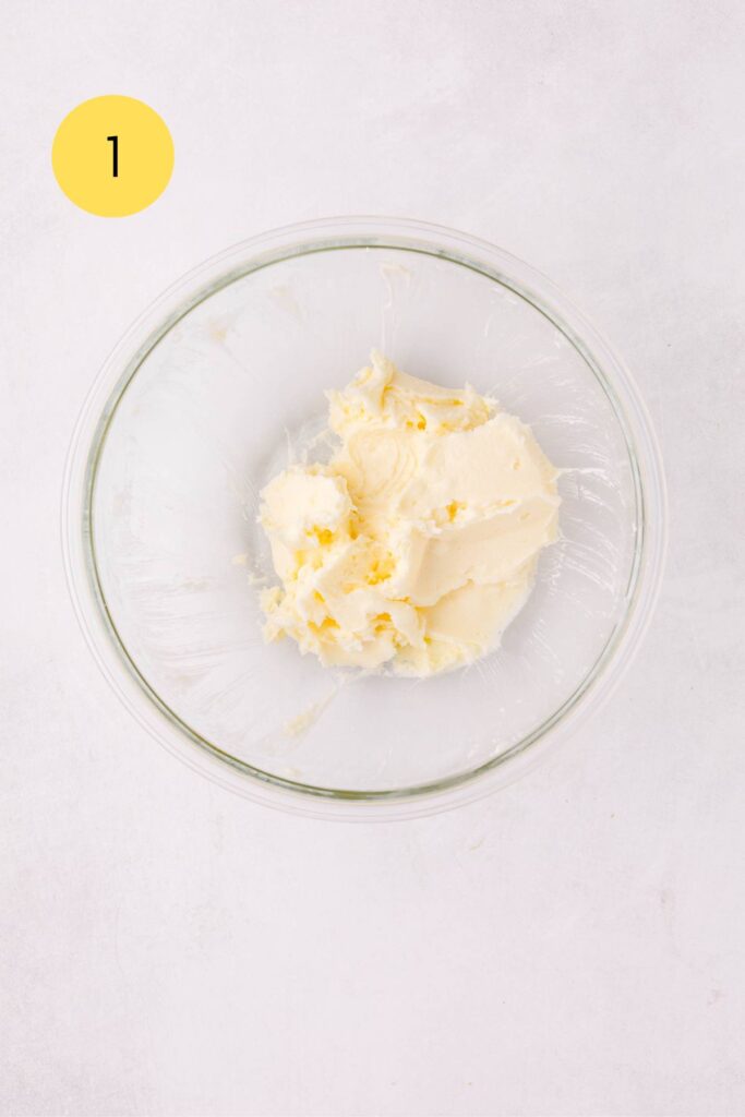 How to bake the best lemon bars ever - A Day In Candiland